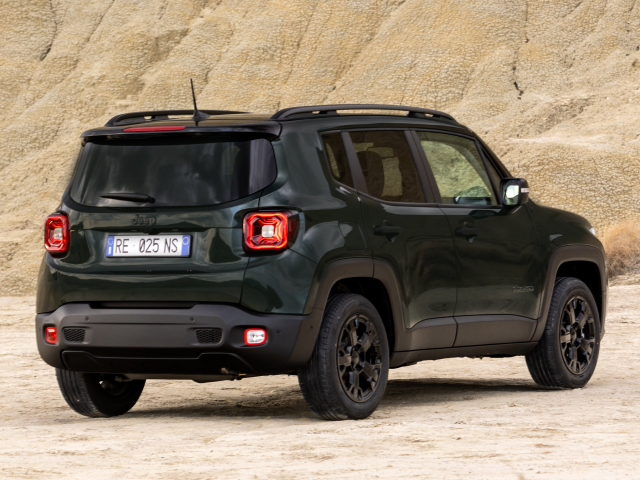 Nuova Jeep® Renegade e-Hybrid - North Star Edition | Jeep®